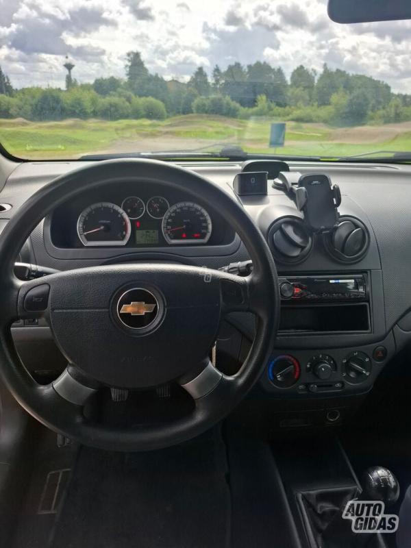 Chevrolet Aveo 2009 in Pakruojis, with an engine capacity of 1.20 L and mileage of 174 thousand km for 1500 €, photo 6 on AUTOMOTO.COM.LV