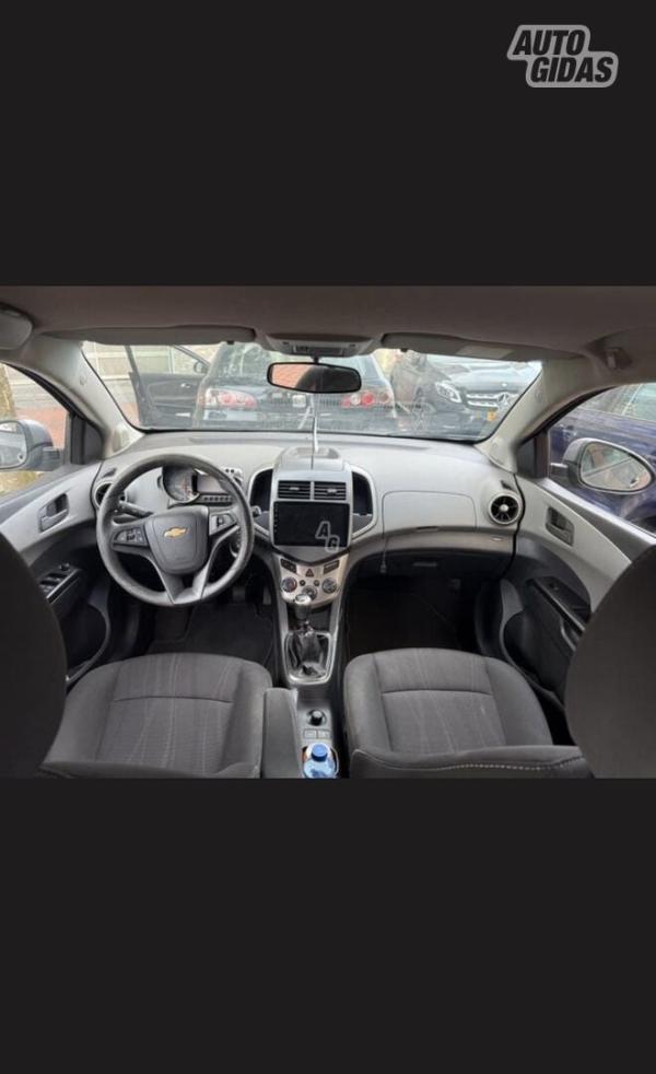 Chevrolet Aveo 2012 in Taurage, with an engine capacity of 1.30 L and mileage of 215 thousand km for 2700 €, photo 4 on AUTOMOTO.COM.LV