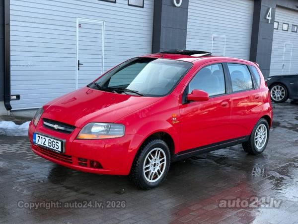 Sarkans Chevrolet Aveo 2005 Tallina, ar dzinēja tilpumu 1.40 L un nobraukumu 189 tūkst. km par 899 €, foto 2 vietnē AUTOMOTO.COM.LV