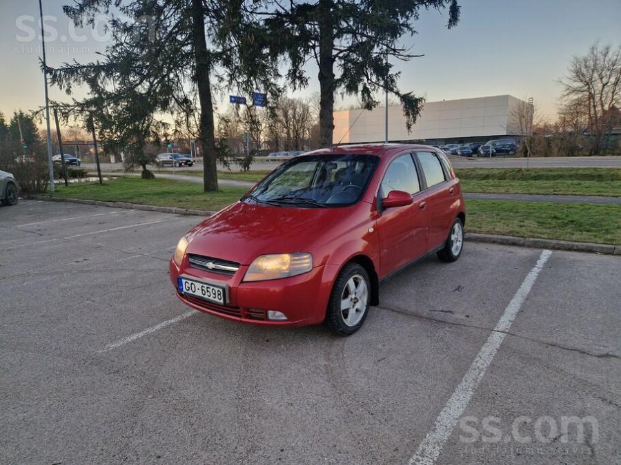 Sarkans Chevrolet Aveo 2007 Rīga, ar dzinēja tilpumu 1.40 L un nobraukumu 192 tūkst. km par 1450 €, foto 1 vietnē AUTOMOTO.COM.LV