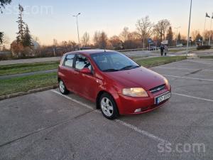 Sarkans Chevrolet Aveo 2007 Rīga, ar dzinēja tilpumu 1.40 L un nobraukumu 192 tūkst. km par 1450 €, foto 2 vietnē AUTOMOTO.COM.LV
