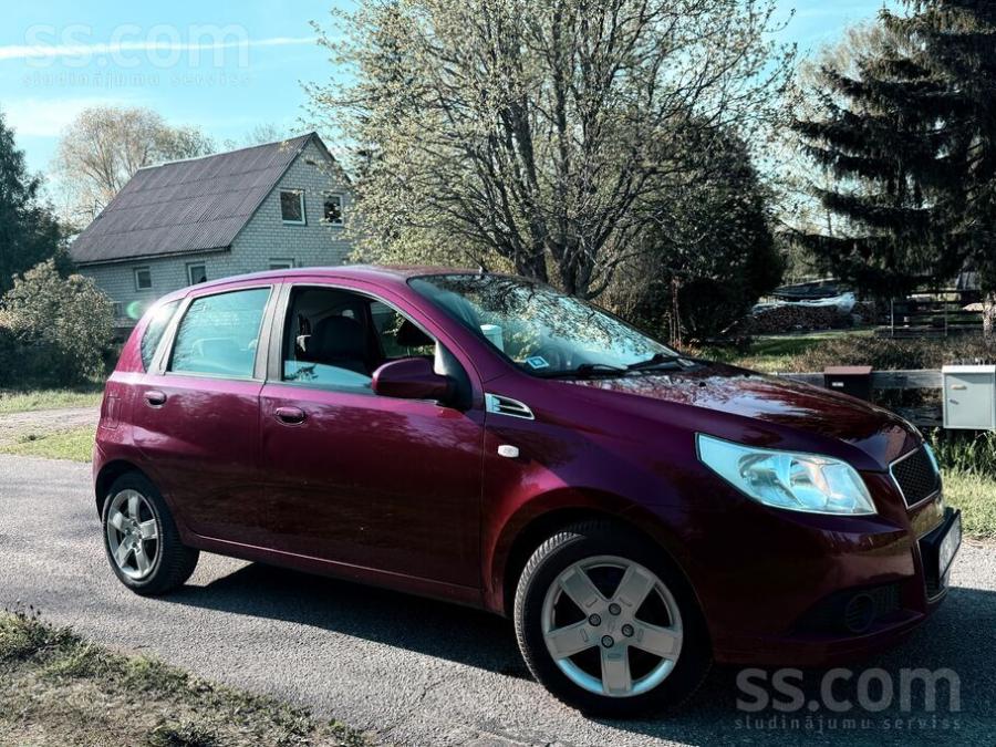 Sarkans Chevrolet Aveo 2008 Cēsis, ar dzinēja tilpumu 1.40 L un nobraukumu 129 tūkst. km par 1150 €, foto 2 vietnē AUTOMOTO.COM.LV