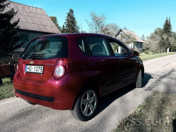Sarkans Chevrolet Aveo 2008 Cēsis, ar dzinēja tilpumu 1.40 L un nobraukumu 129 tūkst. km par 1150 €, foto 3 vietnē AUTOMOTO.COM.LV