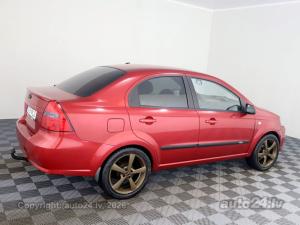 Red Chevrolet Aveo 2008 in Tallinn, with an engine capacity of 1.40 L and mileage of 108 thousand km for 1499 €, photo 3 on AUTOMOTO.COM.LV