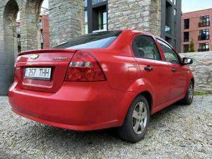 Sarkans Chevrolet Aveo 2008 Tallina, ar dzinēja tilpumu 1.40 L un nobraukumu 145 tūkst. km par 799 €, foto 19 vietnē AUTOMOTO.COM.LV