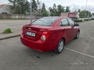 Sarkans Chevrolet Aveo 2011 Tallina, ar dzinēja tilpumu 1.40 L un nobraukumu 100 tūkst. km par 1499 €, foto 8 vietnē AUTOMOTO.COM.LV