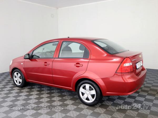 Sarkans Chevrolet Aveo 2011 Tallina, ar dzinēja tilpumu 1.40 L un nobraukumu 189 tūkst. km par 999 €, foto 4 vietnē AUTOMOTO.COM.LV