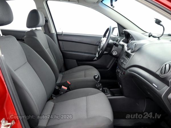 Sarkans Chevrolet Aveo 2011 Tallina, ar dzinēja tilpumu 1.40 L un nobraukumu 189 tūkst. km par 999 €, foto 6 vietnē AUTOMOTO.COM.LV