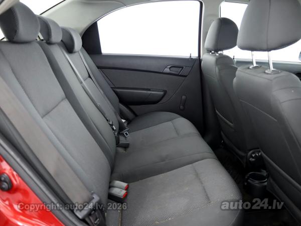 Sarkans Chevrolet Aveo 2011 Tallina, ar dzinēja tilpumu 1.40 L un nobraukumu 189 tūkst. km par 999 €, foto 7 vietnē AUTOMOTO.COM.LV