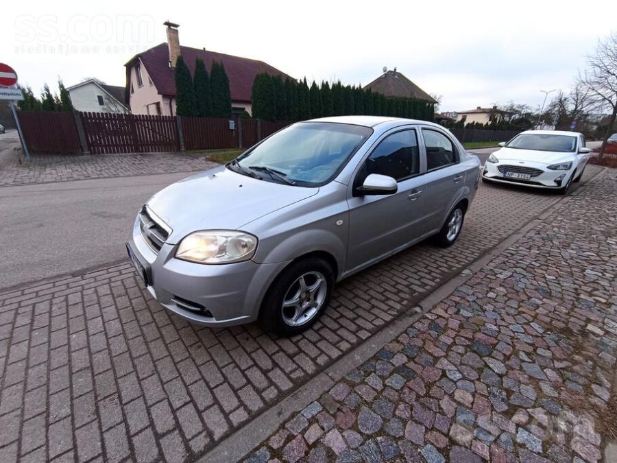 Chevrolet Aveo 2006 in Riga, with an engine capacity of 1.40 L and mileage of 205 thousand km for 1100 €, photo 4 on AUTOMOTO.COM.LV