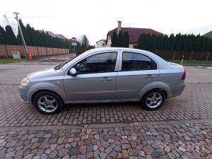 Chevrolet Aveo 2006 in Riga, with an engine capacity of 1.40 L and mileage of 205 thousand km for 1100 €, photo 6 on AUTOMOTO.COM.LV