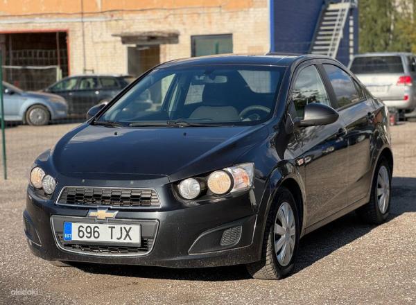Chevrolet Aveo 2012 in Narva, with an engine capacity of 1.00 L and mileage of 256 thousand km for 990 €, photo 10 on AUTOMOTO.COM.LV