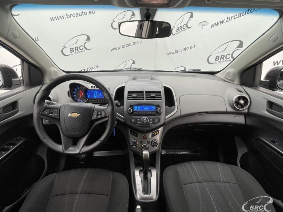 Chevrolet Aveo 2013 Viļņa, ar dzinēja tilpumu 1.40 L un nobraukumu 135 tūkst. km par 3900 €, foto 4 vietnē AUTOMOTO.COM.LV