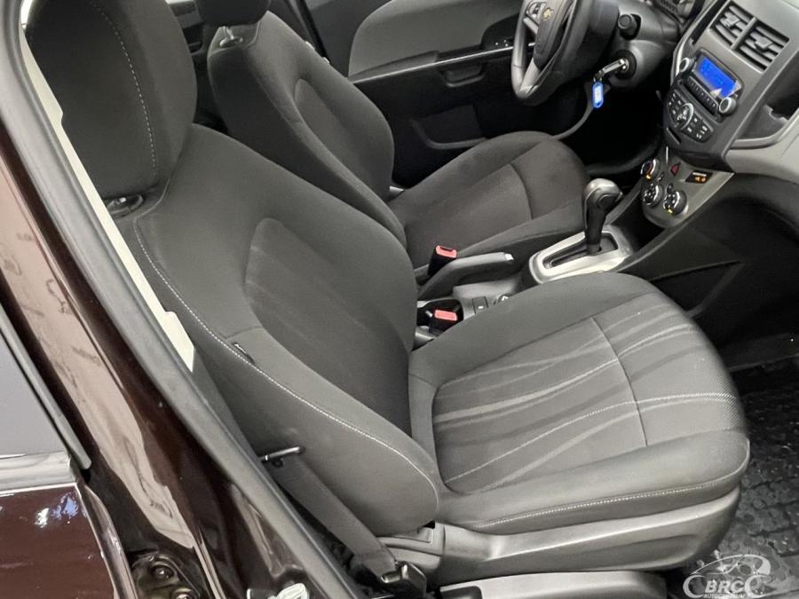 Chevrolet Aveo 2013 Viļņa, ar dzinēja tilpumu 1.40 L un nobraukumu 135 tūkst. km par 3900 €, foto 6 vietnē AUTOMOTO.COM.LV