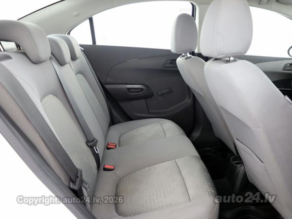 Balts Chevrolet Aveo 2012 Tallina, ar dzinēja tilpumu 1.20 L un nobraukumu 68 tūkst. km par 2199 €, foto 7 vietnē AUTOMOTO.COM.LV