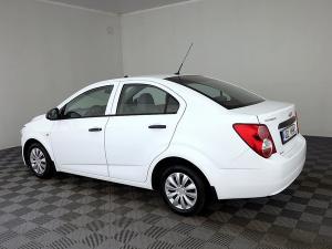 White Chevrolet Aveo 2012 in Tallinn, with an engine capacity of 1.20 L and mileage of 68 thousand km for 2299 €, photo 5 on AUTOMOTO.COM.LV