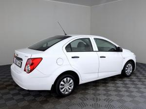 White Chevrolet Aveo 2012 in Tallinn, with an engine capacity of 1.20 L and mileage of 68 thousand km for 2299 €, photo 11 on AUTOMOTO.COM.LV