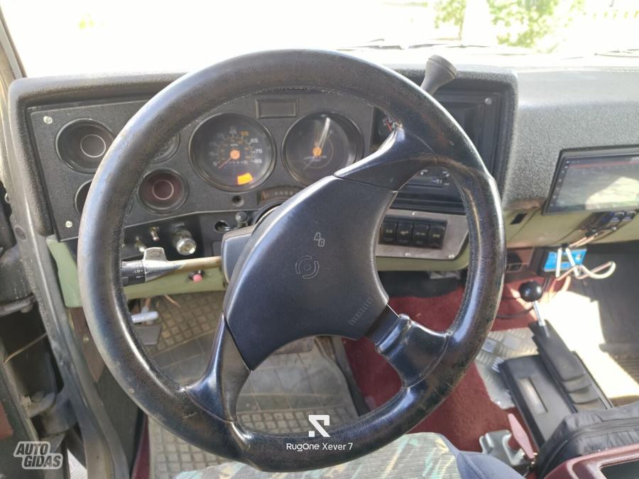 Chevrolet Blazer 1985 in Kaunas, with an engine capacity of 6.20 L and mileage of 150 thousand km for 17500 €, photo 11 on AUTOMOTO.COM.LV