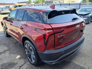 Sarkans Chevrolet Blazer 2025 Alīta, ar dzinēja tilpumu 0.00 L un nobraukumu 26 tūkst. km par 11250 €, foto 3 vietnē AUTOMOTO.COM.LV