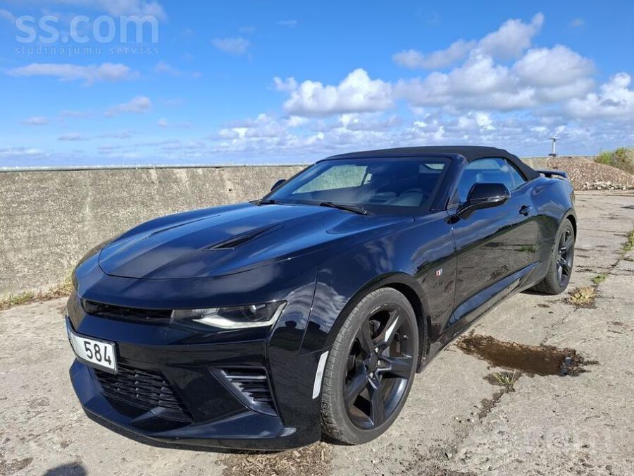 Melns Chevrolet Camaro 2018 Liepāja, ar dzinēja tilpumu 6.10 L un nobraukumu 118 tūkst. km par 30000 €, foto 5 vietnē AUTOMOTO.COM.LV