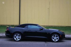 Black Chevrolet Camaro 2020 in Vilnius, with an engine capacity of 3.60 L and mileage of 163 thousand km for 16500 €, photo 5 on AUTOMOTO.COM.LV