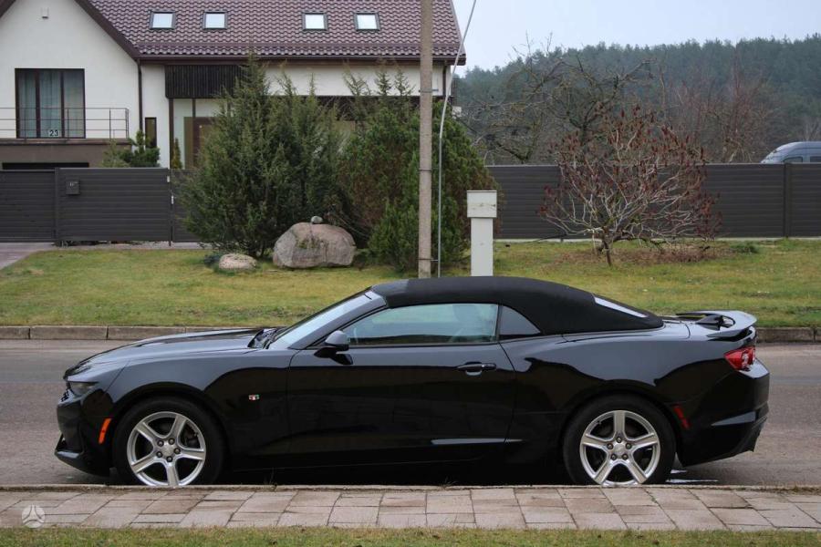 Black Chevrolet Camaro 2020 in Vilnius, with an engine capacity of 3.60 L and mileage of 163 thousand km for 16500 €, photo 8 on AUTOMOTO.COM.LV