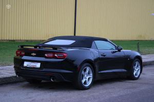 Black Chevrolet Camaro 2020 in Vilnius, with an engine capacity of 3.60 L and mileage of 163 thousand km for 16500 €, photo 11 on AUTOMOTO.COM.LV