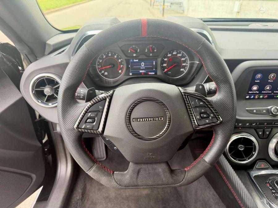 Black Chevrolet Camaro 2023 in Siauliai, with an engine capacity of 3.64 L and mileage of 59 thousand km for 27830 €, photo 18 on AUTOMOTO.COM.LV