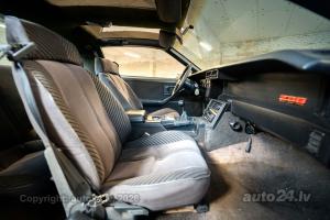 Melns Chevrolet Camaro 1984 Tallina, ar dzinēja tilpumu 5.00 L un nobraukumu 0 tūkst. km par 7900 €, foto 18 vietnē AUTOMOTO.COM.LV