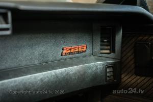 Melns Chevrolet Camaro 1984 Tallina, ar dzinēja tilpumu 5.00 L un nobraukumu 0 tūkst. km par 7900 €, foto 25 vietnē AUTOMOTO.COM.LV