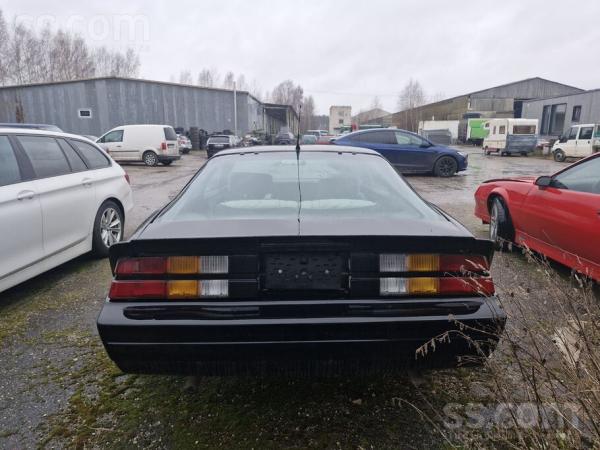 Melns Chevrolet Camaro 1986 Rīga, ar dzinēja tilpumu 5.00 L un nobraukumu 70 tūkst. km par 5850 €, foto 8 vietnē AUTOMOTO.COM.LV