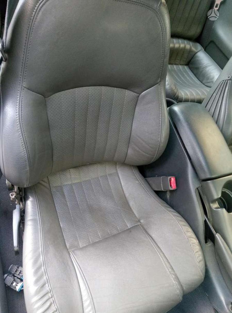 Melns Chevrolet Camaro 1999 Šauļi, ar dzinēja tilpumu 3.80 L un nobraukumu 220 tūkst. km par 4000 €, foto 18 vietnē AUTOMOTO.COM.LV