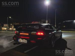 Black Chevrolet Camaro 2000 in Riga, with an engine capacity of 3.80 L and mileage of 164 thousand km for 9500 €, photo 10 on AUTOMOTO.COM.LV