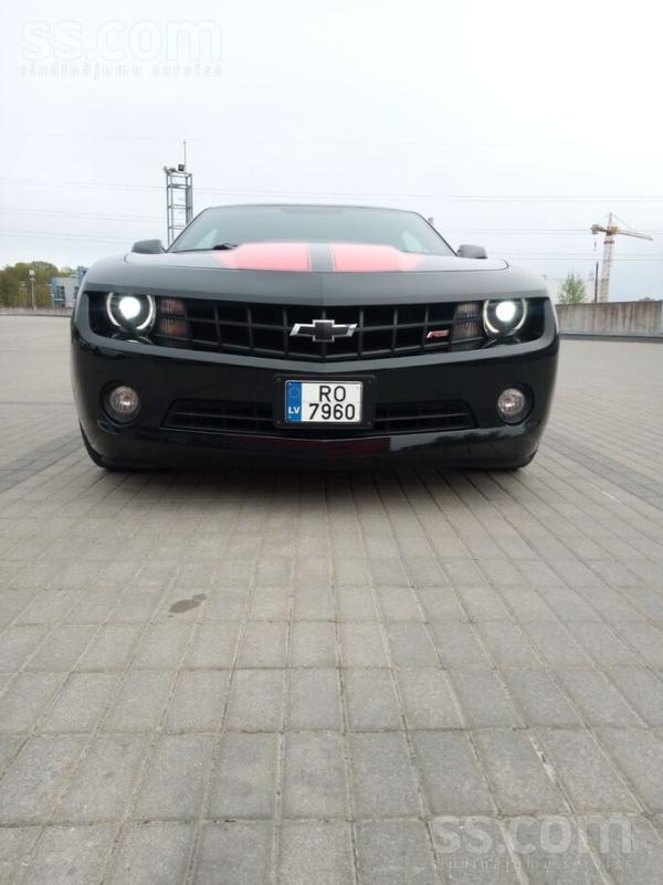 Melns Chevrolet Camaro 2011 Rīga, ar dzinēja tilpumu 3.60 L un nobraukumu 181 tūkst. km par 15900 €, foto 2 vietnē AUTOMOTO.COM.LV