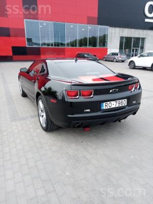 Black Chevrolet Camaro 2011 in Riga, with an engine capacity of 3.60 L and mileage of 181 thousand km for 15900 €, photo 12 on AUTOMOTO.COM.LV