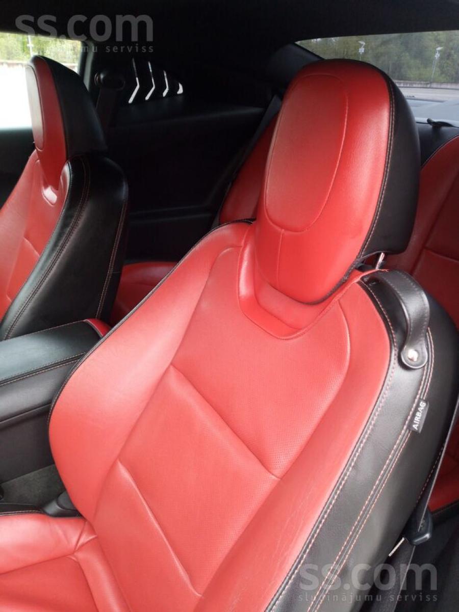 Black Chevrolet Camaro 2011 in Riga, with an engine capacity of 3.60 L and mileage of 181 thousand km for 15900 €, photo 17 on AUTOMOTO.COM.LV