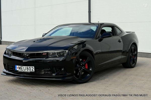 Black Chevrolet Camaro 2015 in Kretinga, with an engine capacity of 6.16 L and mileage of 106 thousand km for 23200 €, photo 3 on AUTOMOTO.COM.LV