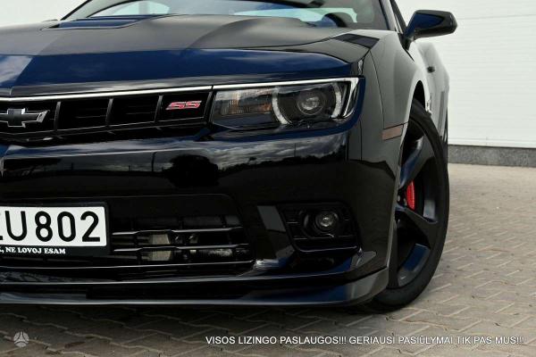 Black Chevrolet Camaro 2015 in Kretinga, with an engine capacity of 6.16 L and mileage of 106 thousand km for 23200 €, photo 6 on AUTOMOTO.COM.LV