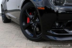 Black Chevrolet Camaro 2015 in Kretinga, with an engine capacity of 6.16 L and mileage of 106 thousand km for 23200 €, photo 7 on AUTOMOTO.COM.LV