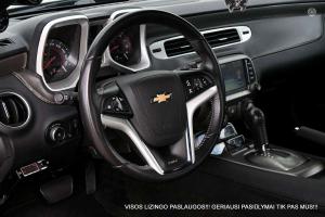 Black Chevrolet Camaro 2015 in Kretinga, with an engine capacity of 6.16 L and mileage of 106 thousand km for 23200 €, photo 19 on AUTOMOTO.COM.LV