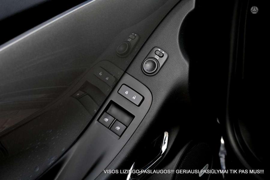 Black Chevrolet Camaro 2015 in Kretinga, with an engine capacity of 6.16 L and mileage of 106 thousand km for 23200 €, photo 23 on AUTOMOTO.COM.LV