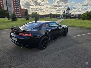 Melns Chevrolet Camaro 2016 Klaipėda, ar dzinēja tilpumu 6.20 L un nobraukumu 70 tūkst. km par 29300 €, foto 6 vietnē AUTOMOTO.COM.LV