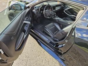 Melns Chevrolet Camaro 2016 Klaipėda, ar dzinēja tilpumu 6.20 L un nobraukumu 70 tūkst. km par 29300 €, foto 9 vietnē AUTOMOTO.COM.LV