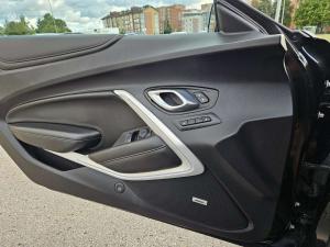 Melns Chevrolet Camaro 2016 Klaipėda, ar dzinēja tilpumu 6.20 L un nobraukumu 70 tūkst. km par 29300 €, foto 12 vietnē AUTOMOTO.COM.LV