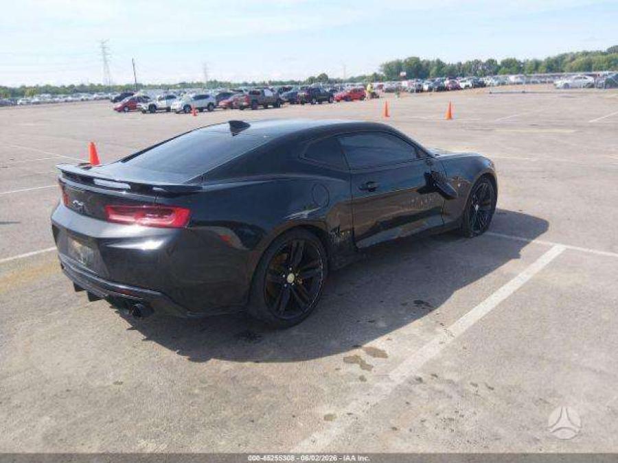 Black Chevrolet Camaro 2016 in Klaipeda, with an engine capacity of 0.00 L and mileage of 91 thousand km for 6500 €, photo 5 on AUTOMOTO.COM.LV