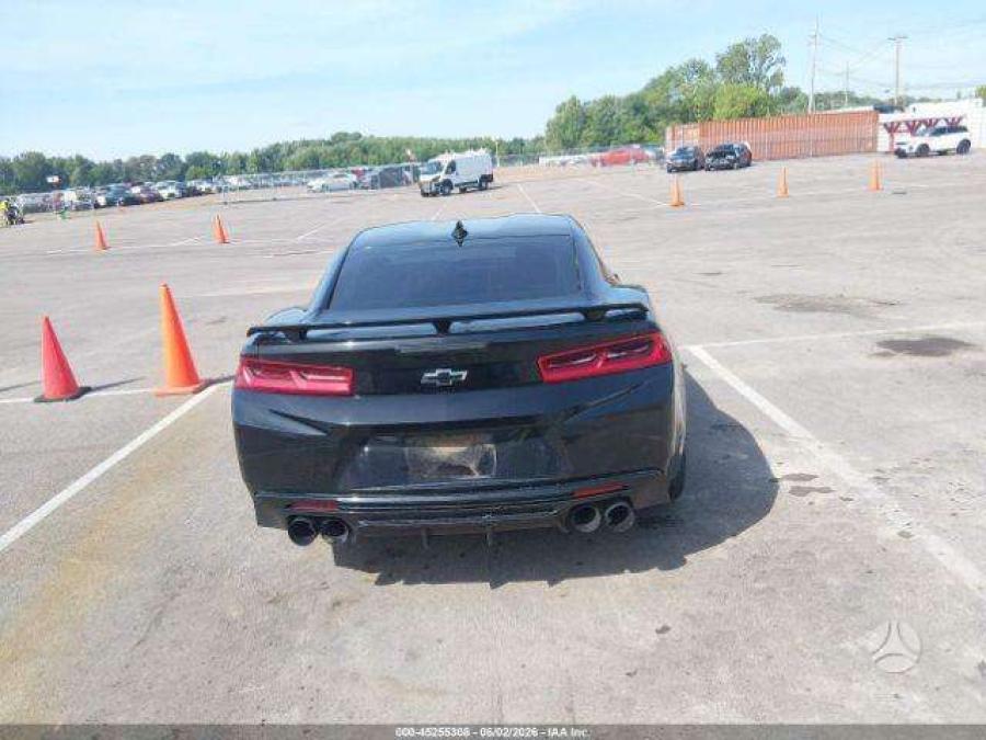 Black Chevrolet Camaro 2016 in Klaipeda, with an engine capacity of 0.00 L and mileage of 91 thousand km for 6500 €, photo 15 on AUTOMOTO.COM.LV