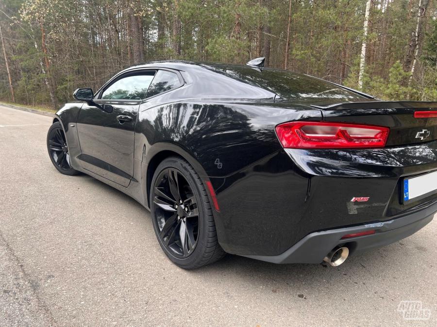 Black Chevrolet Camaro 2018 in Druskininkai, with an engine capacity of 3.60 L and mileage of 68 thousand km for 21000 €, photo 10 on AUTOMOTO.COM.LV