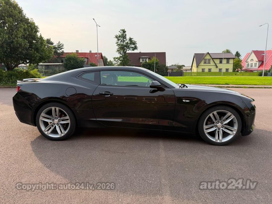 Melns Chevrolet Camaro 2018 Tallina, ar dzinēja tilpumu 3.60 L un nobraukumu 80 tūkst. km par 25900 €, foto 5 vietnē AUTOMOTO.COM.LV