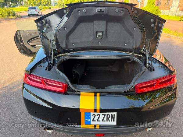 Melns Chevrolet Camaro 2018 Tallina, ar dzinēja tilpumu 3.60 L un nobraukumu 80 tūkst. km par 25900 €, foto 9 vietnē AUTOMOTO.COM.LV