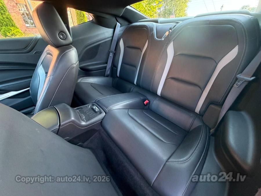 Melns Chevrolet Camaro 2018 Tallina, ar dzinēja tilpumu 3.60 L un nobraukumu 80 tūkst. km par 25900 €, foto 17 vietnē AUTOMOTO.COM.LV
